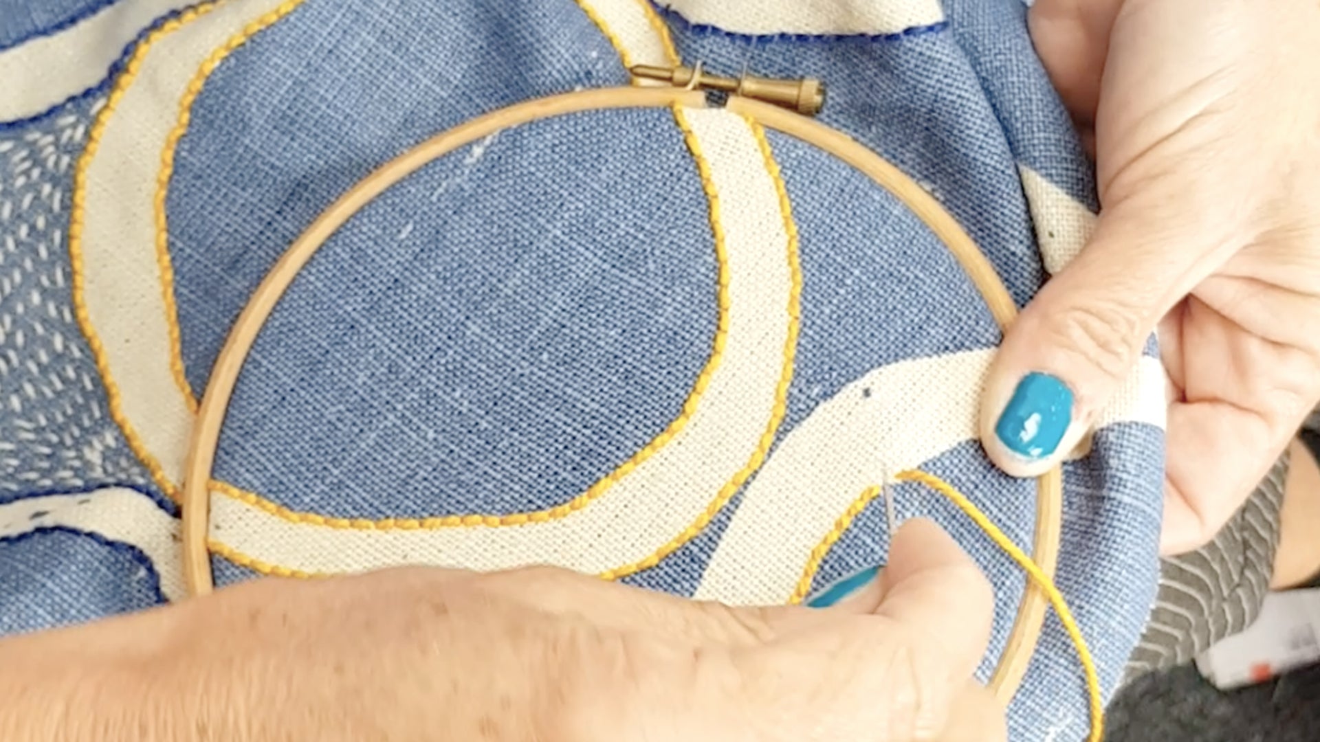 How To... Back Stitch | Fine Cell Work